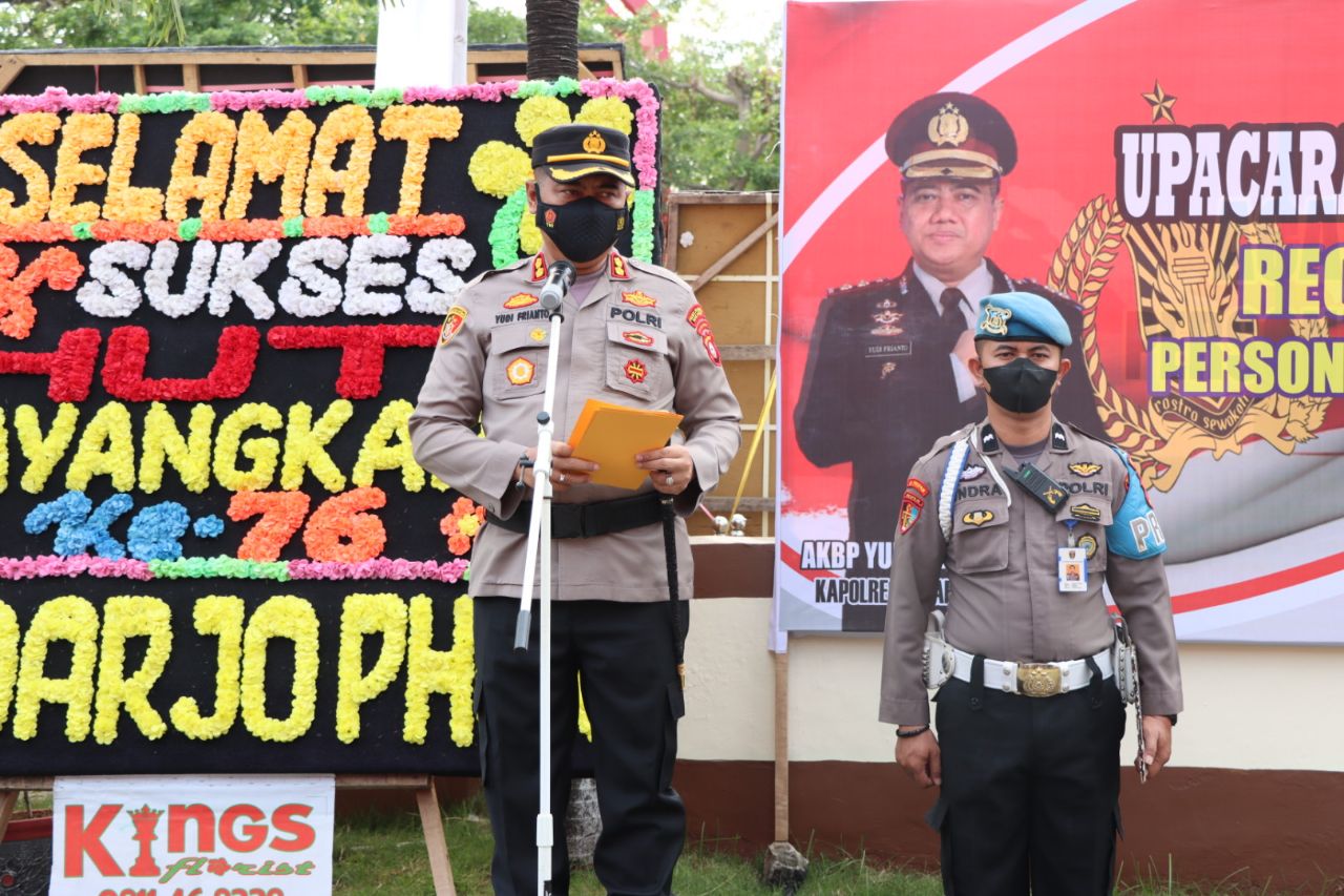 Pimpin Upacara Kenaikan Pangkat Personelnya, Ini Pesan Kapolres Pelabuhan Makassar ...