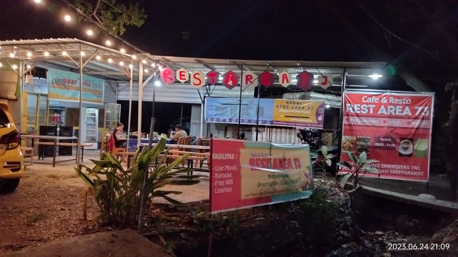 Manjakan Pelanggan, Cafe Rest Area 73 Hertasning Buat Menu Varian Baru ...