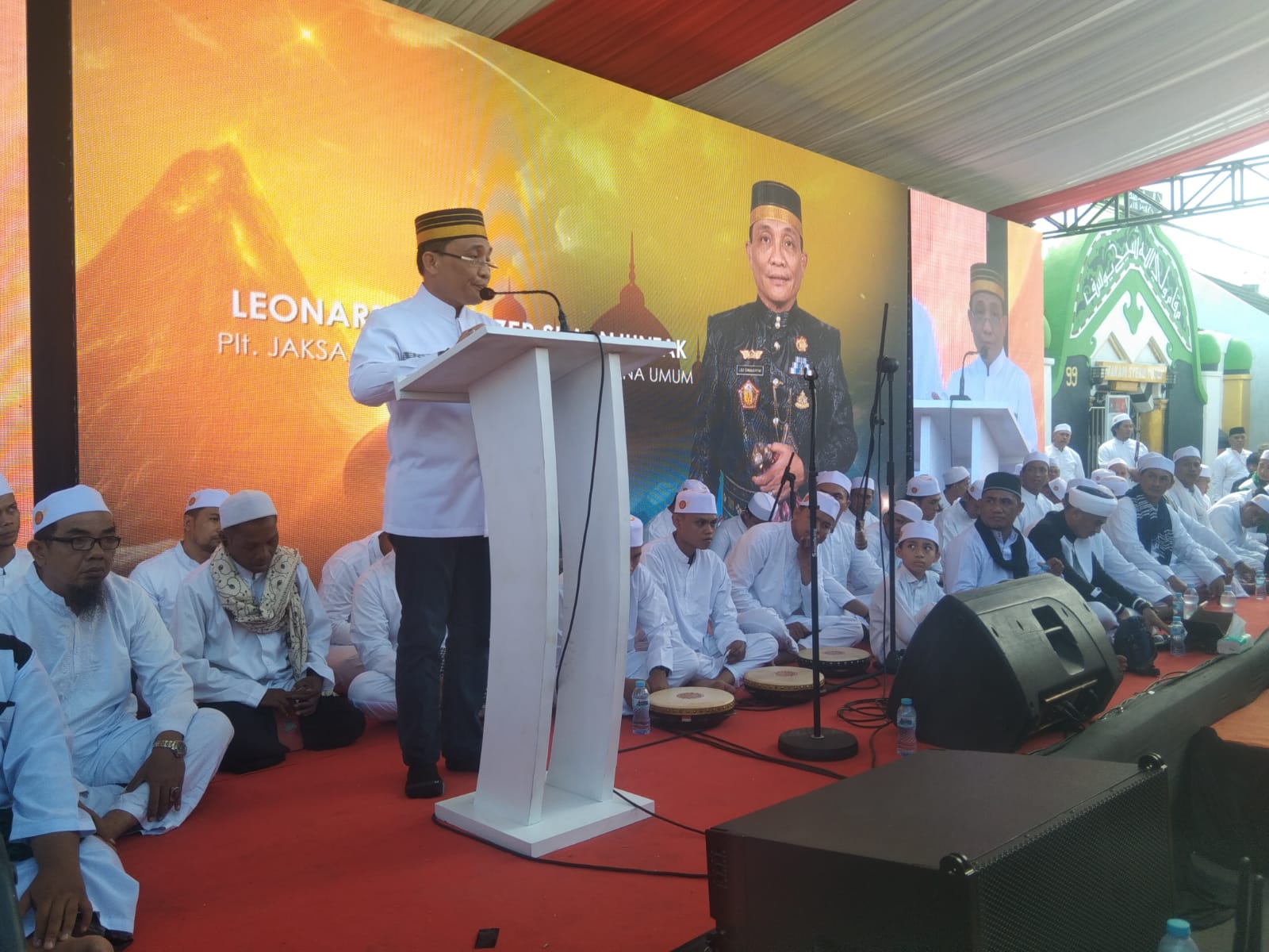 Leonard Eben Eser : Dari Sulsel Untuk Indonesia. Meriah Haul Akbar ...